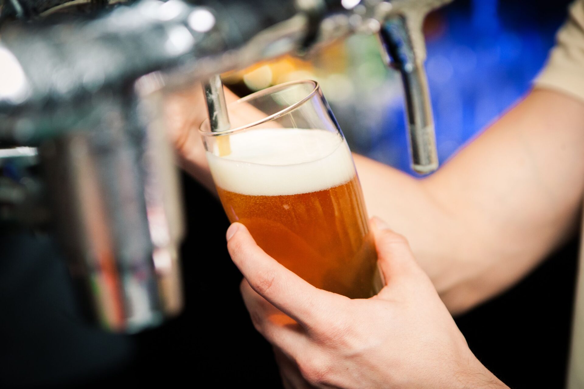 Best Pubs in Noida to Celebrate New Year's Eve in Style - Zolo Blog