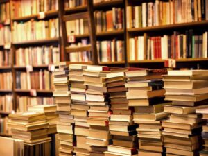 Best Book Stores in Pune: 10 Must-Visit Shops